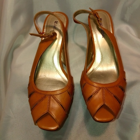 Naturalizer | Shoes | Naturalizer Slingback Pumps Nwot | Poshmark